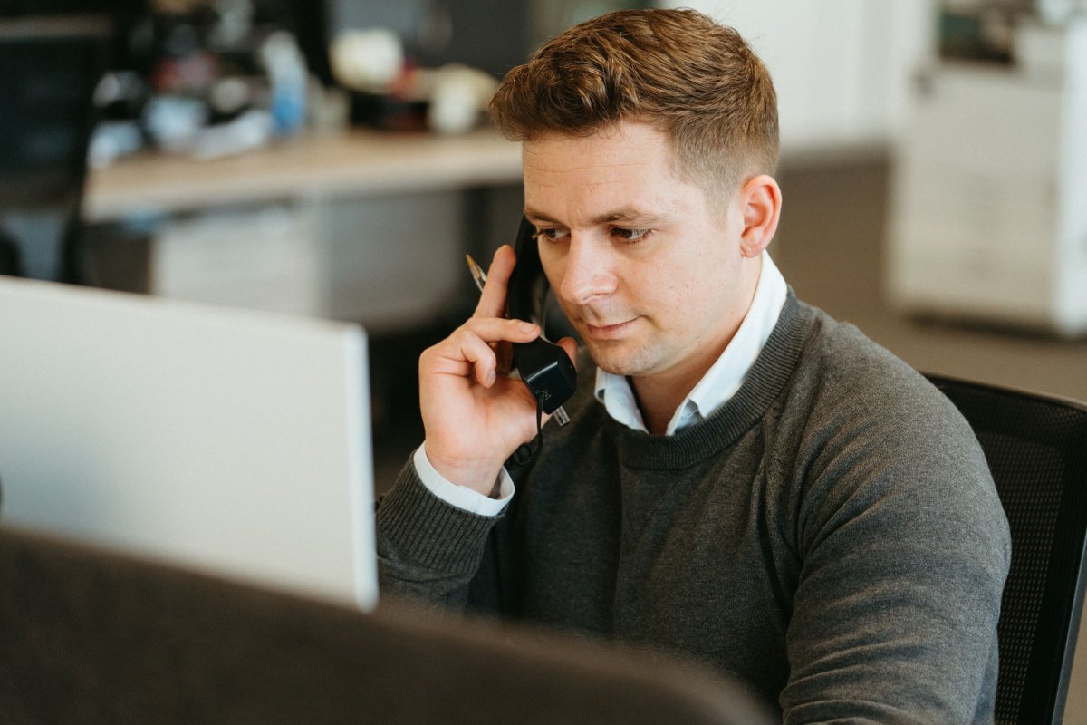 Contact | LV Logistics